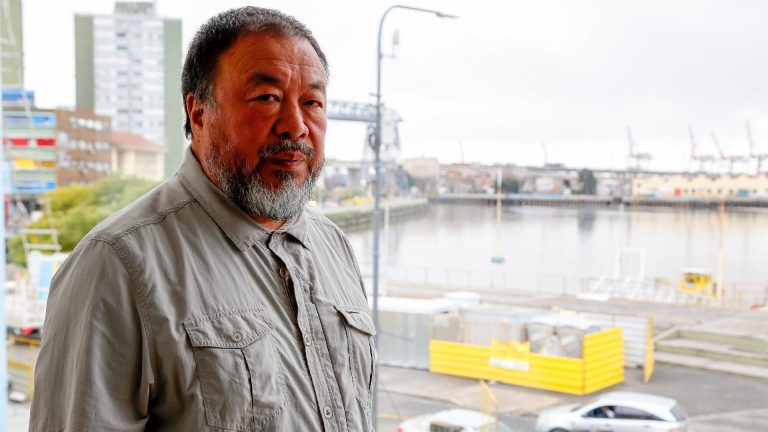 Ai Weiwei recreará su detención en China en una performance de 24 horas ...