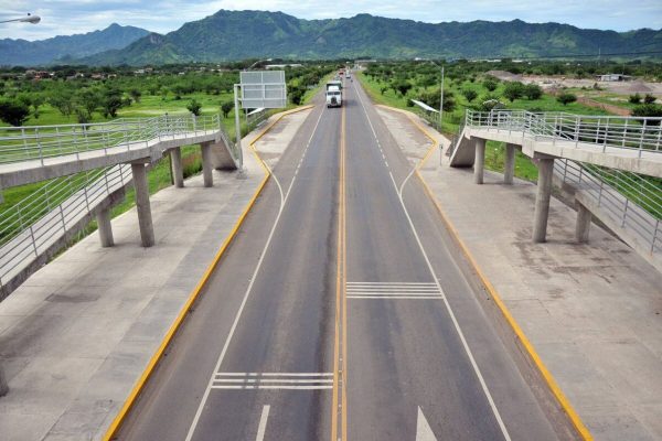 Inversión millonaria rehabilitará más de 3,100 kilómetros de caminos ...